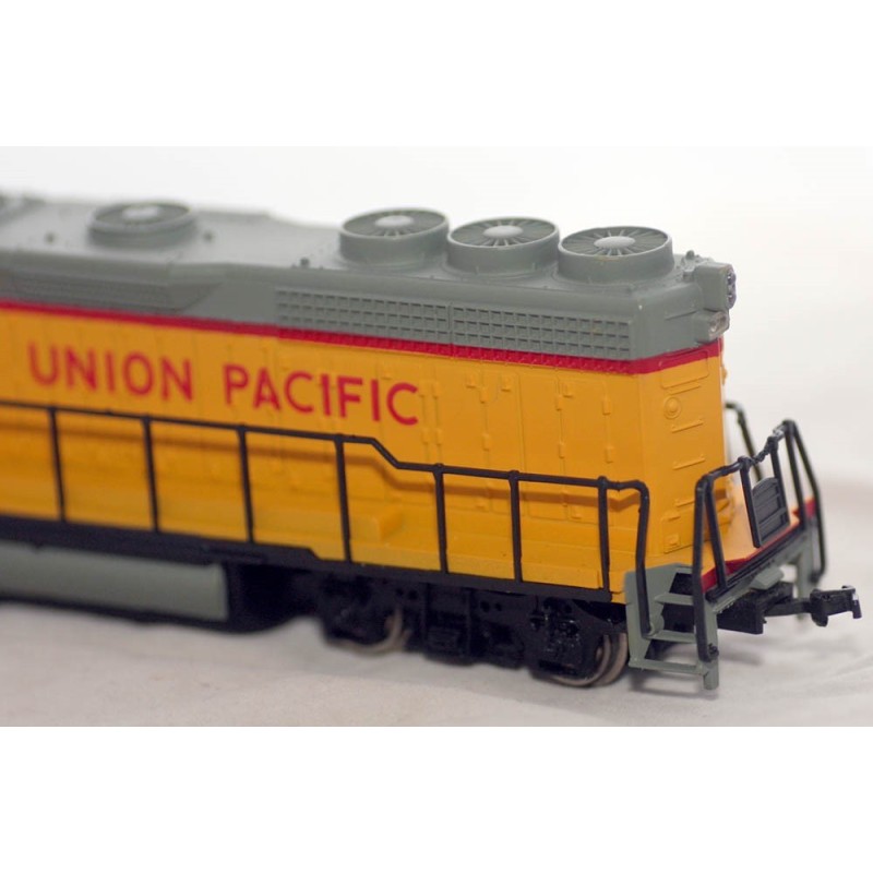 Bachmann HO Scale Union pacific EMD GP-40 Diesel Powered locomotive -866